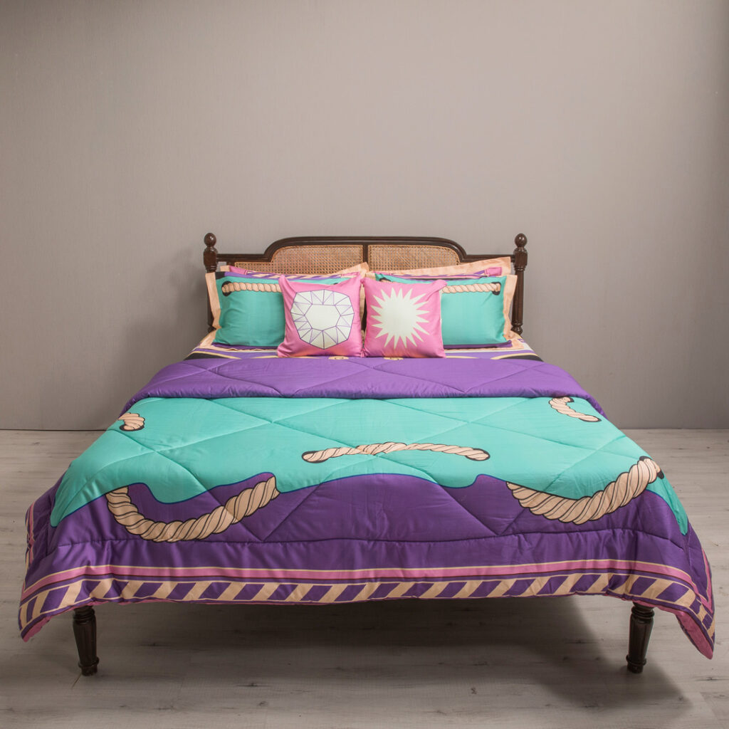 The Monk's Tangerine Bedsheet - Kyoona